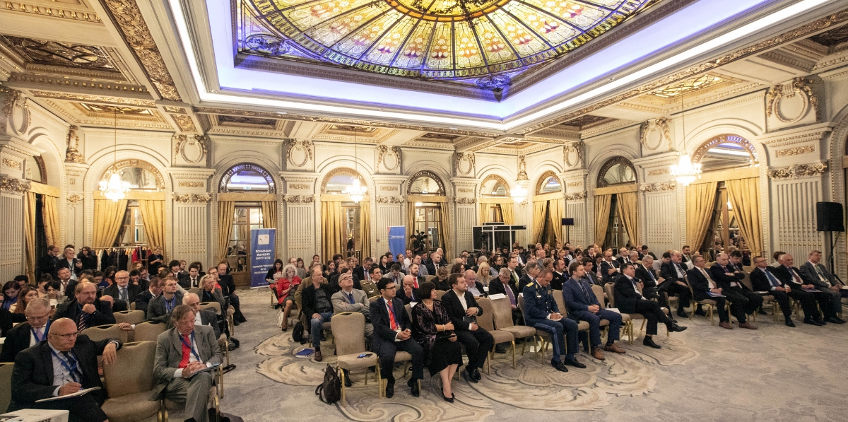 Școala Naţională de Studii Politice și Administrative (SNSPA)