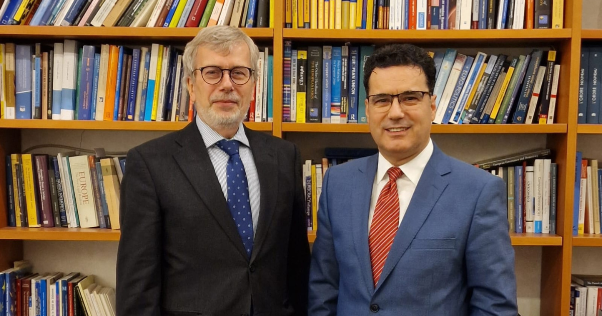 Rectorul SNSPA participă la reuniunea Consiliului Superior al ...