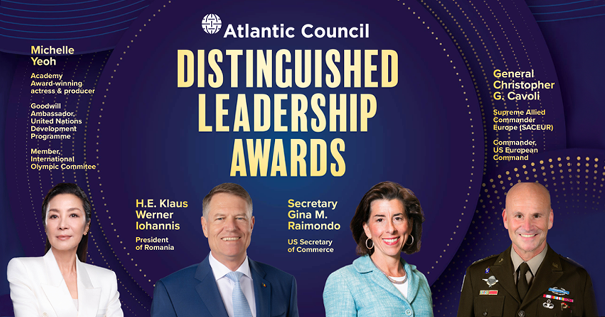 Rectorul SNSPA, prof. univ. dr. Remus Pricopie, a participat la ...