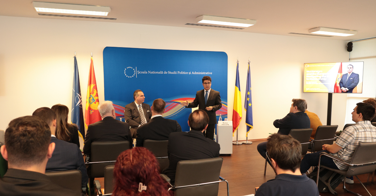 Ministrul de externe al Republicii Muntenegru, Filip Ivanović, în ...